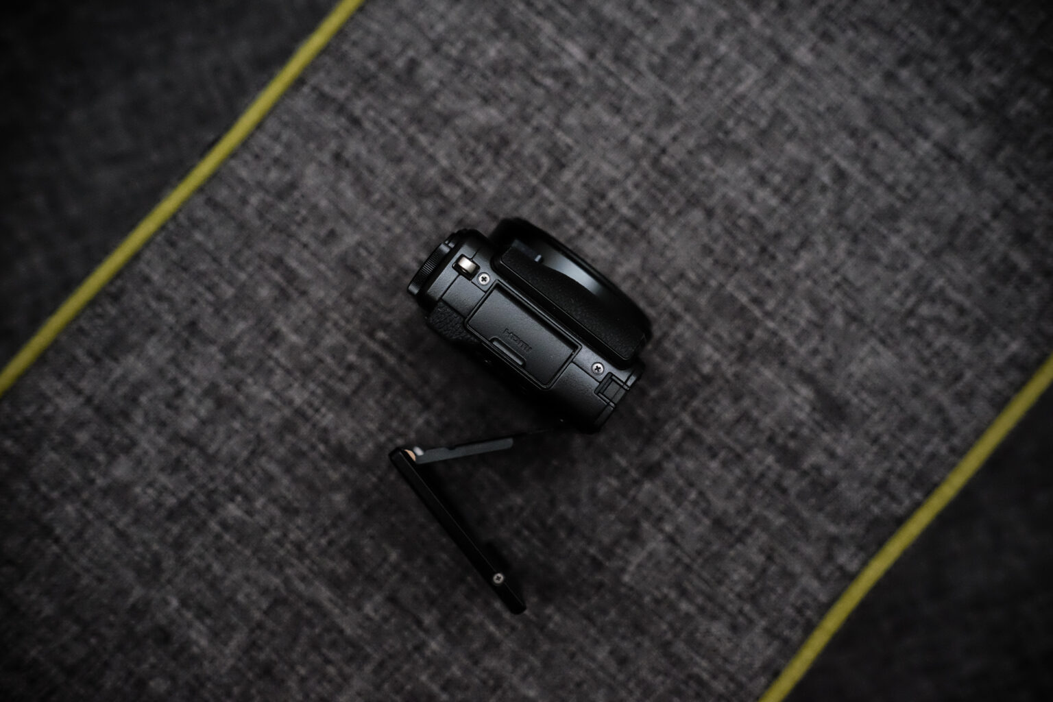 Fujifilm X70 Review – FUJILOVE MAGAZINE