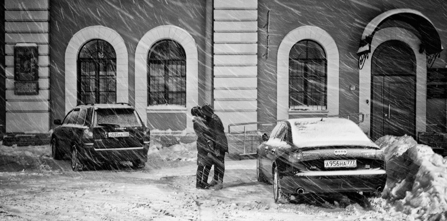 Extreme Snow Street Photography – FUJILOVE MAGAZINE