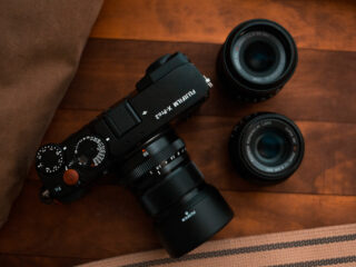 EF-X20 Flash for Daylight Street Portraits | FUJI LOVE
