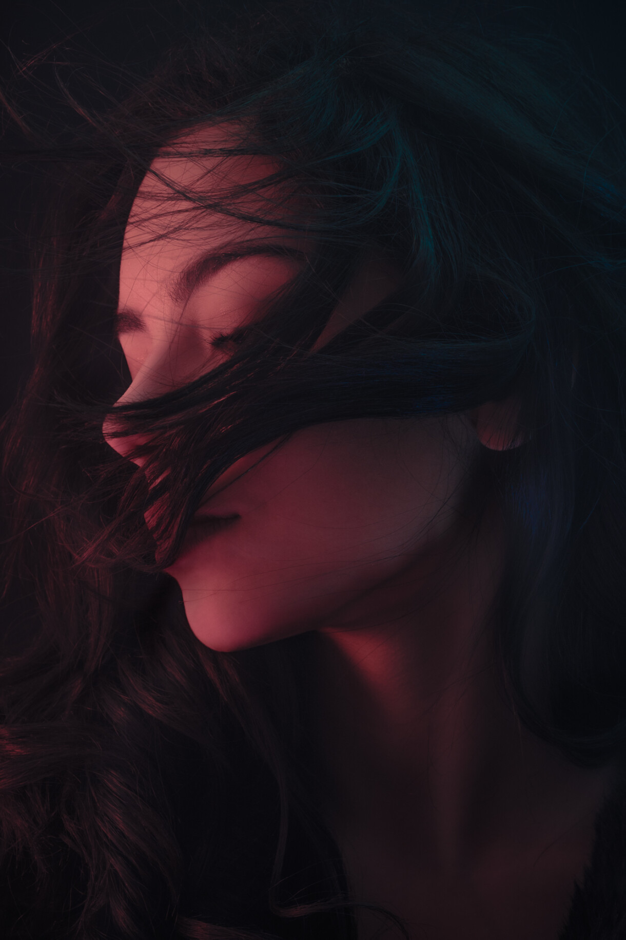 What about a smoke machine for your portraits? – FUJILOVE MAGAZINE