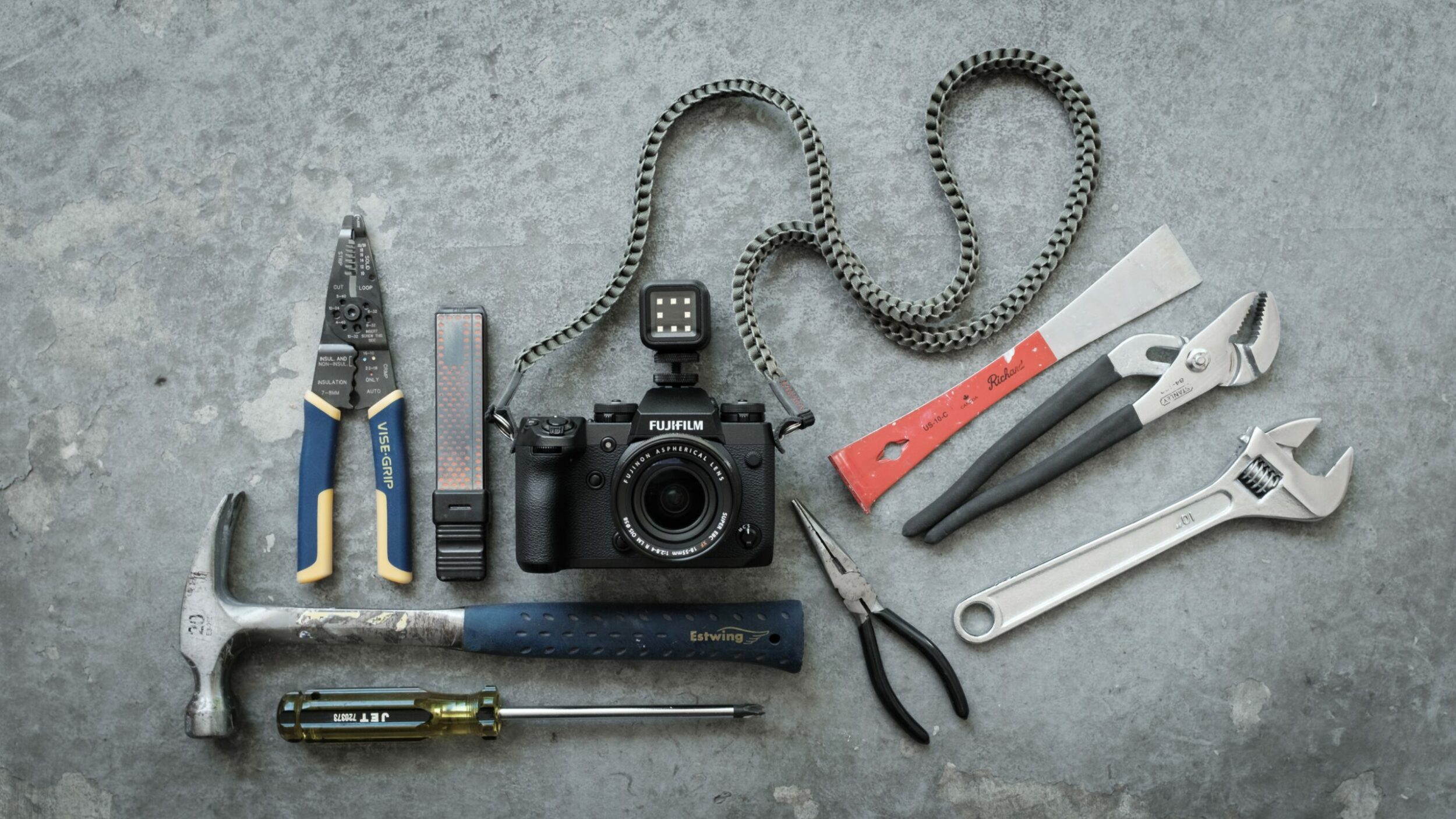 Choosing The Right Photographic Tool: X-H1 vs X-T30 – FUJILOVE MAGAZINE