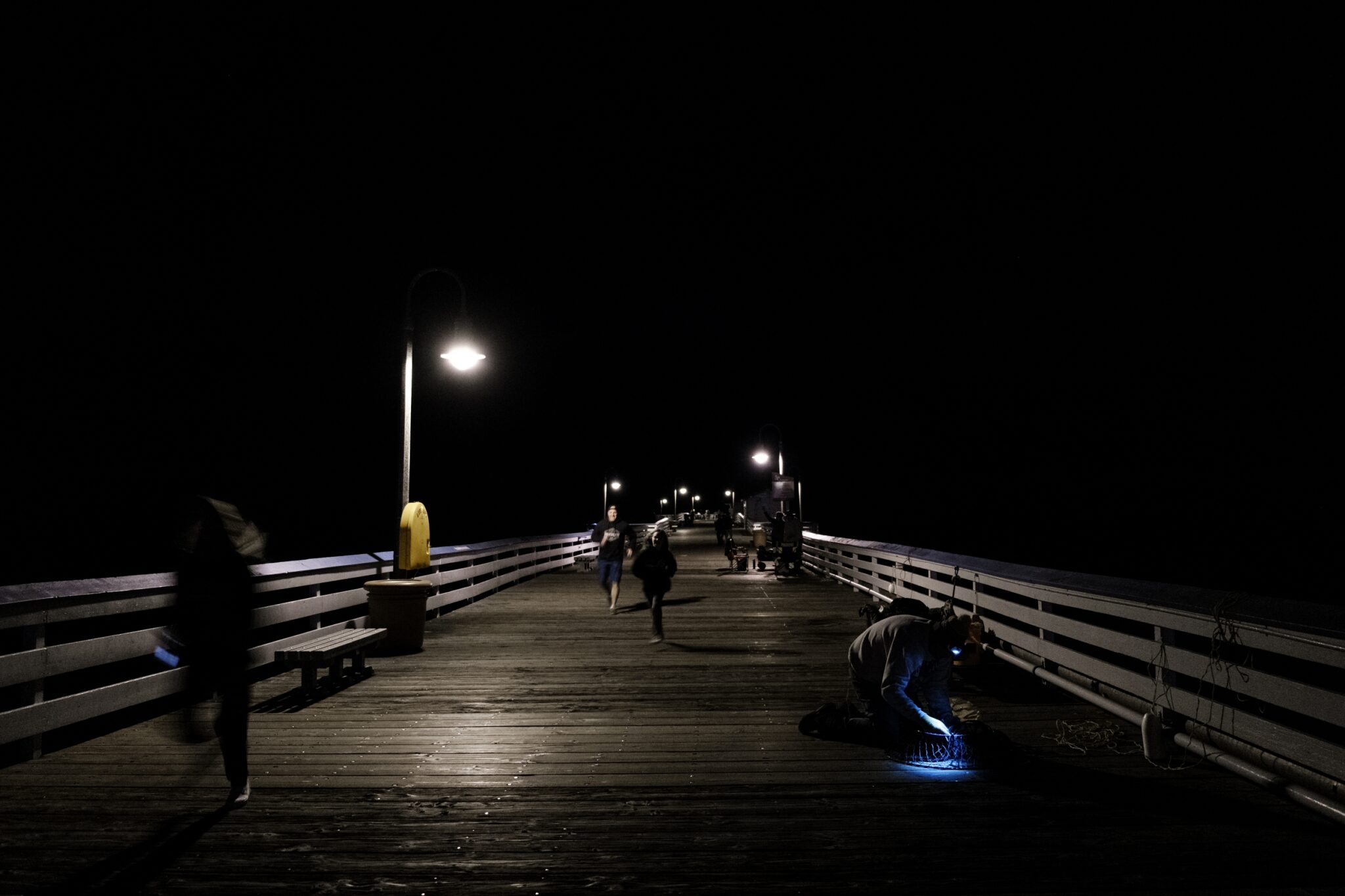 Street Photography 101: Composition Before People – FUJILOVE MAGAZINE